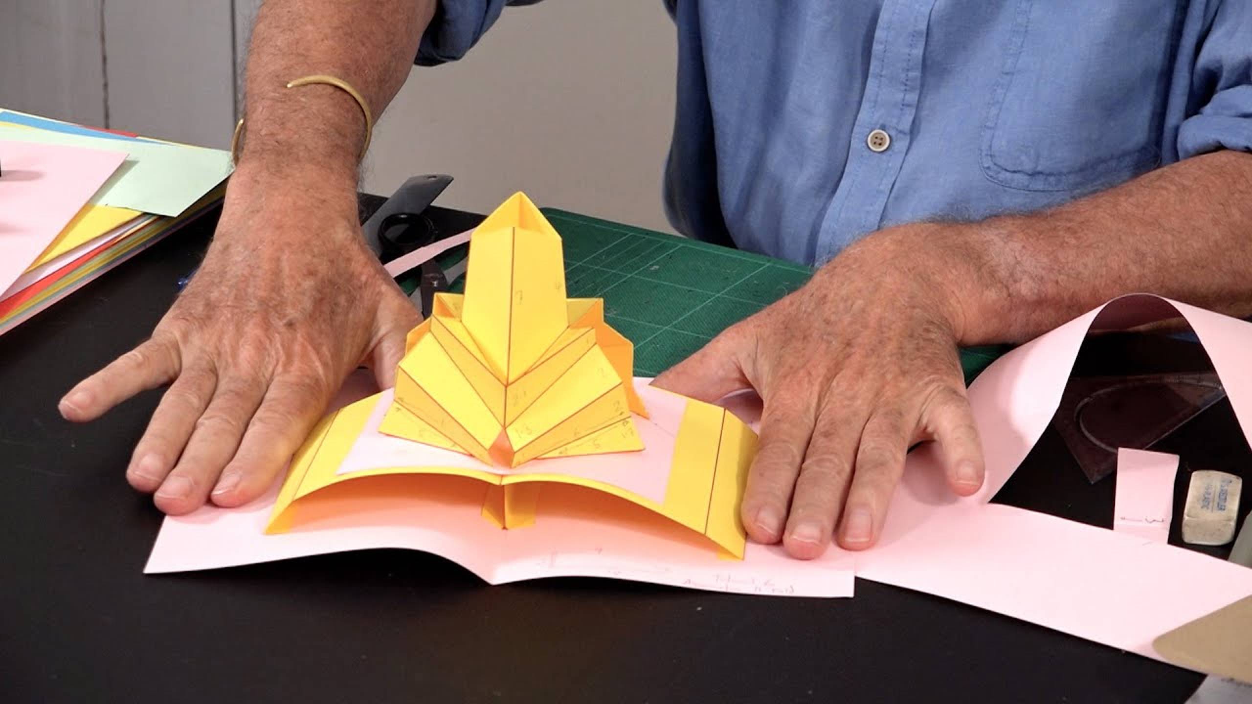 Pop-Up Tutorial 81 - Concertina Tower