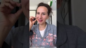 Баланс для волос: как избавиться от жирных корней и сухих кончиков?