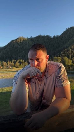 Почему женщины постят полуобнаженку