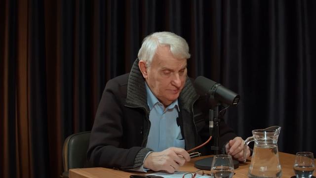 Евгений Жаринов - Апокалипсис сегодня: Почему мы так любим конец света