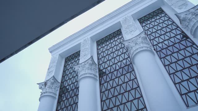 «Наши люди. Вселенная персонажей Леонида Гайдая» выставка в Музее Кино от Grata Adv