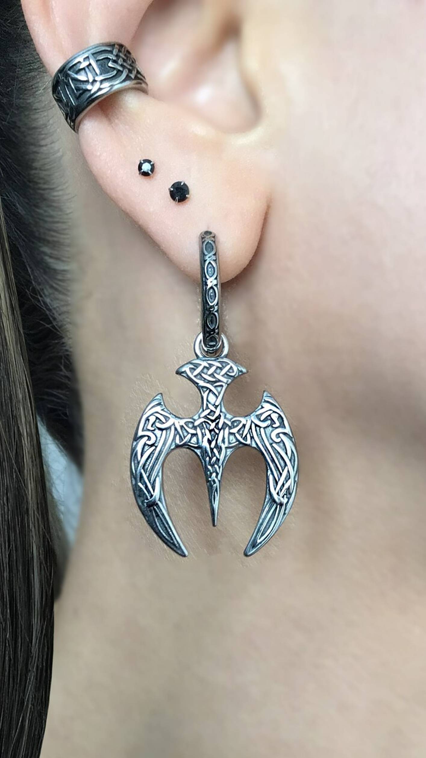 Готическая моносерьга с подвеской "Трезубец викинга" от StarfallShop