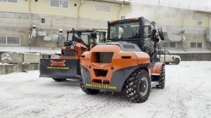 Полноприводный вилочный погрузчик YINGFA YFC35F
