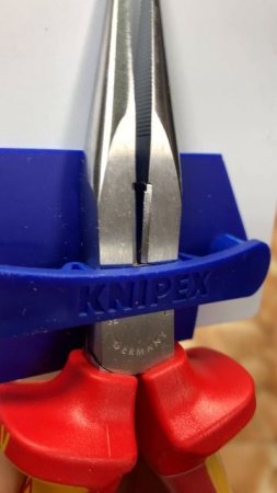 Длинногубцы KNIPEX с режущими кромками VDE, 160 мм, хром, 2-комп ручки KN-2506160