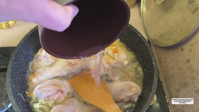 КАК НУЖНО ВКУСНО И ПРАВИЛЬНО ГОТОВИТЬ ТУШЕНУЮ КАРТОШКУ! ВИДЕО РЕЦЕПТ ОТ ХОЛОСТЯКА.