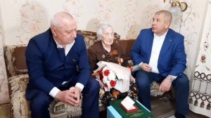 Вручение медали ветерану