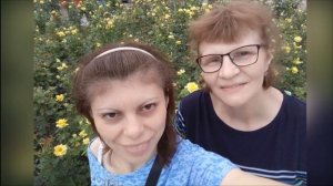 К маме на день рождения.