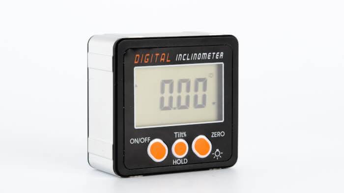 Цифровой_угломер_Использование_для_выведения_спусков_на_ноже_