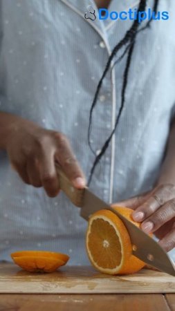 BENEFICIOS DE TOMAR JUGO DE NARANJA