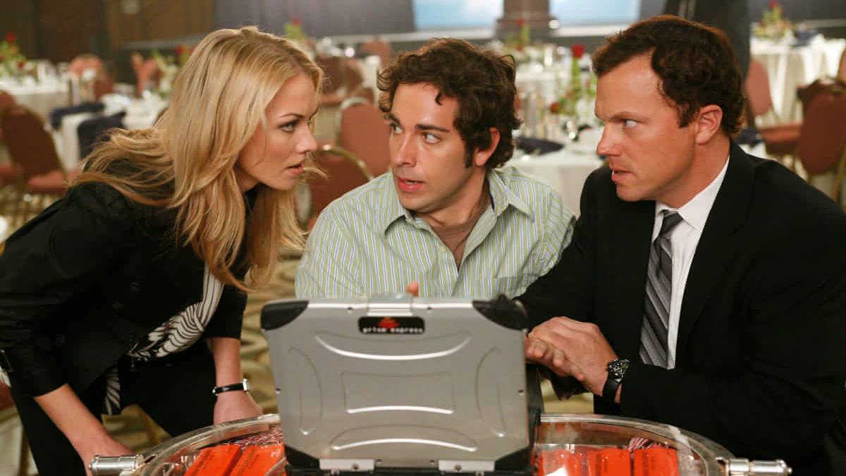 Сериал Чак - 1 сезон 10 серия / Chuck
