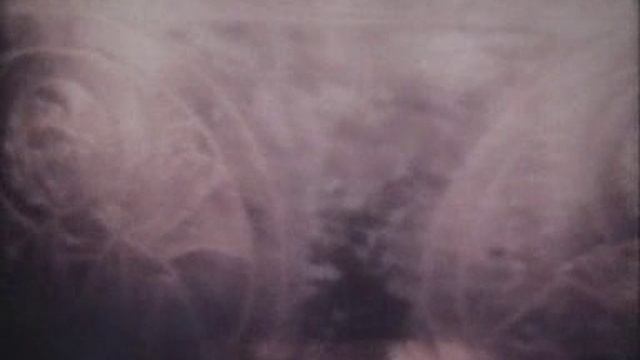 Короткометражный док. фильм 8 мм / СОКРОВИЩА ОРУЖЕЙНОЙ ПАЛАТЫ  ( БЕЗ ЗВУКА ) Сер 20 век