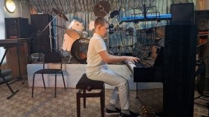 485 Ушков Илья 10 лет Д.Кабалевский "Токкатина"