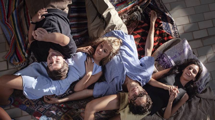 Сериал Моя гениальная подруга – 3 сезон 1 серия / L'amica geniale