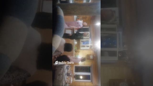 вот как нннадо веселится 😝.mp4