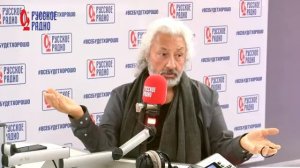 Стас Намин в Вечернем шоу с Аллой Довлатовой / Русское радио, 15 ноября 2019 г.