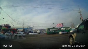 21.02.2025 Момент ДТП на перекрёстке ул. Маяковского и ул. Магистральная (Ижевск)