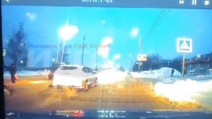 20.02.2025 Момент ДТП с наездом на пешехода, на ул. Автозаводская (Ижевск)