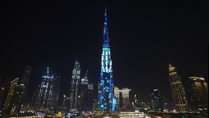 The Burj Khalifa окрасился в цвета UMI.