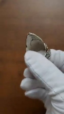 Серебряное кольцо в стиле Возрождения на большой палец и гравировкой: шедевр ювелирного искусства