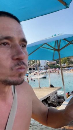 Первый раз ем устрицы 🦪