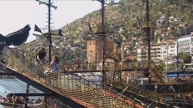 Пиратские корабли в порту Аланьи   Поплыли , Турция, Часть 1