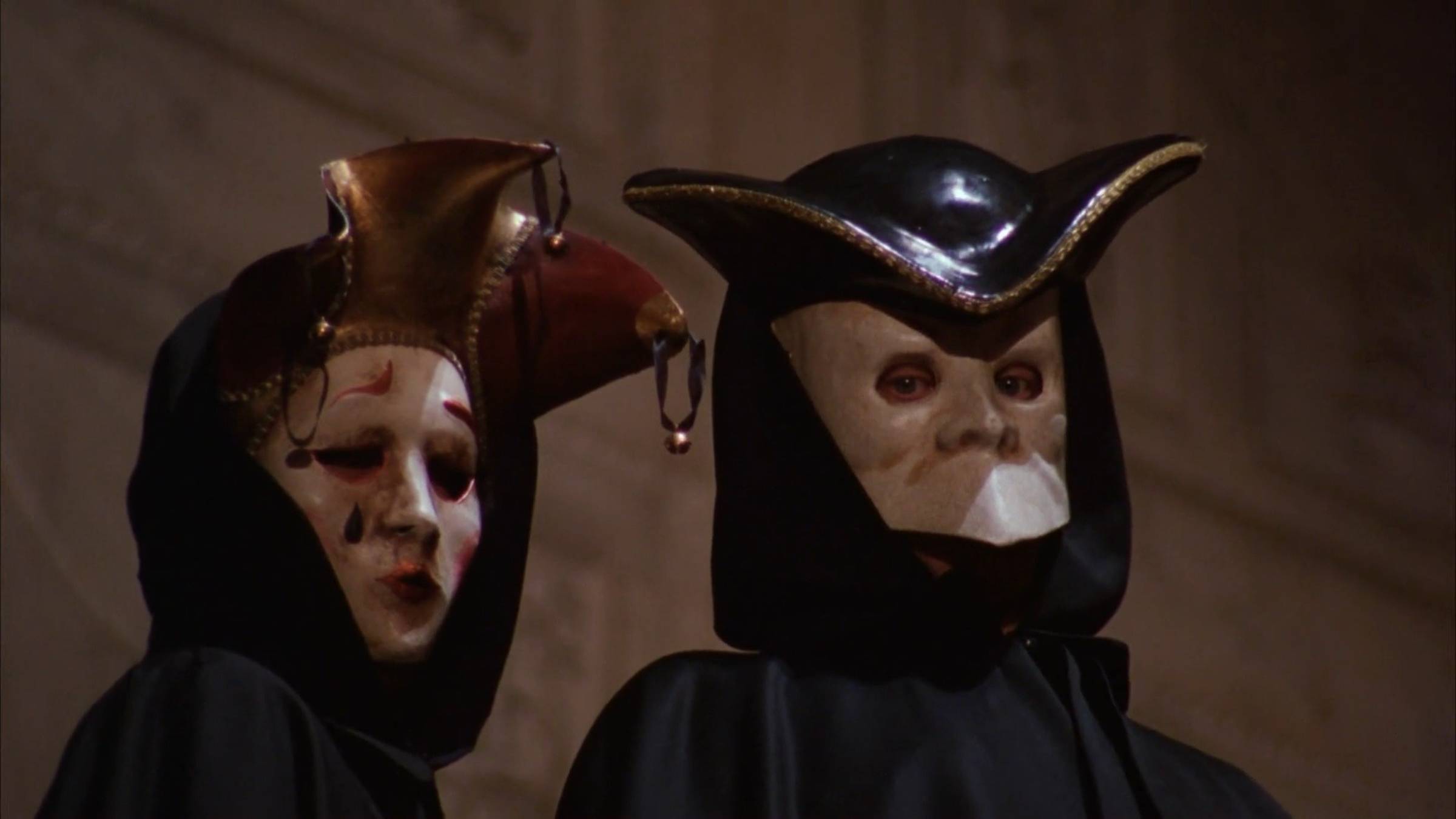 С ШИРОКО ЗАКРЫТЫМИ ГЛАЗАМИ: символы, отсылки (полное объяснение фильма, часть 6)