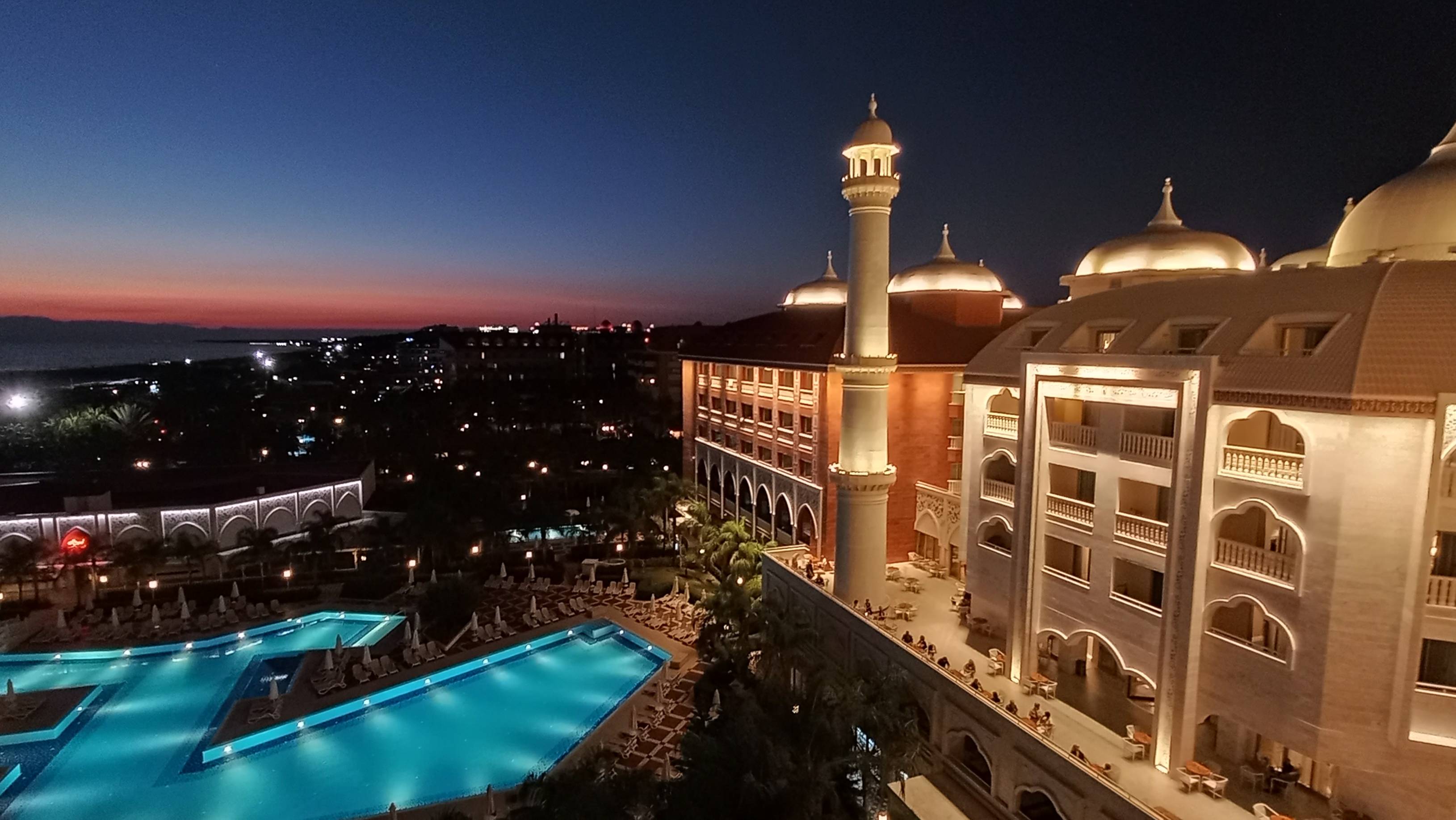 ROYAL TAJ MAHAL HOTEL 5. ДОРОГА К ПЛЯЖУ