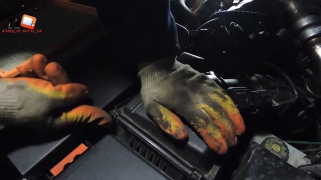 Замена воздушного фильтра Renault laguna 3 k9k 1.5 dCi