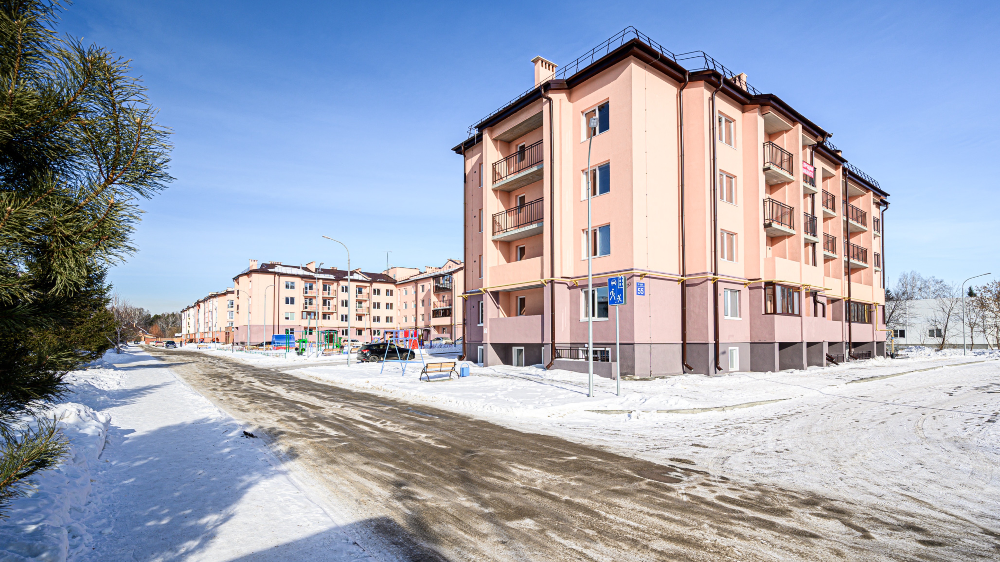 Трехкомнатная квартира, Краснообск, Новосибирский район, ул. 6-й Микрорайон, д.55