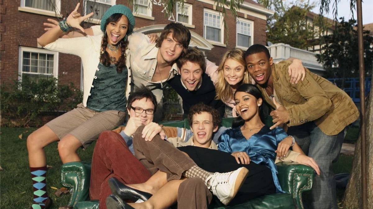Сериал Университет - 2 сезон 2 серия / Greek