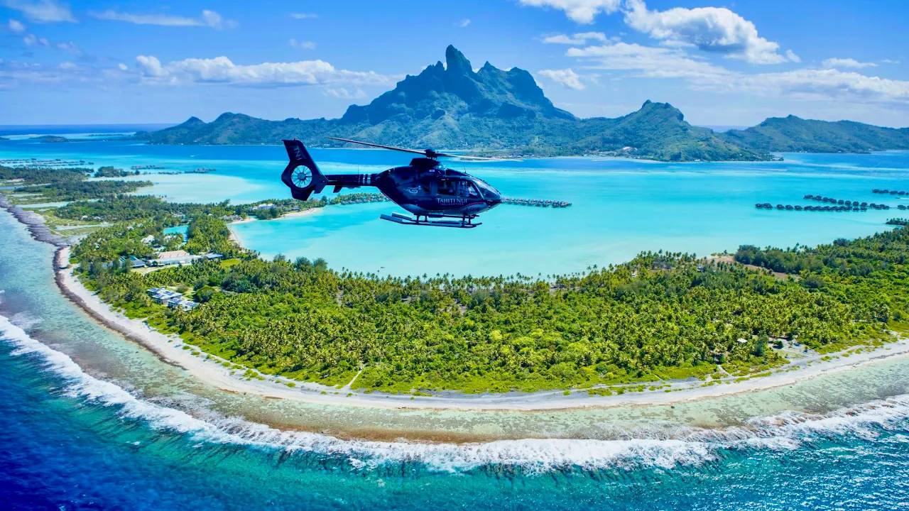 Bora Bora Helicopter Tour ｜ Most beautiful island in the world