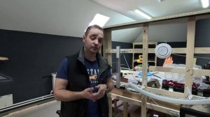 Что такое световая линия в натяжном потолке и из чего она состоит