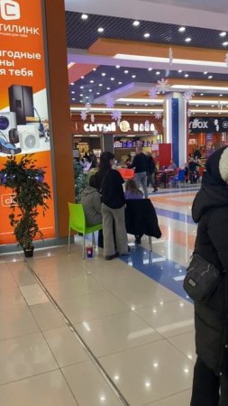 Видео от случайного посетителя ТЦ