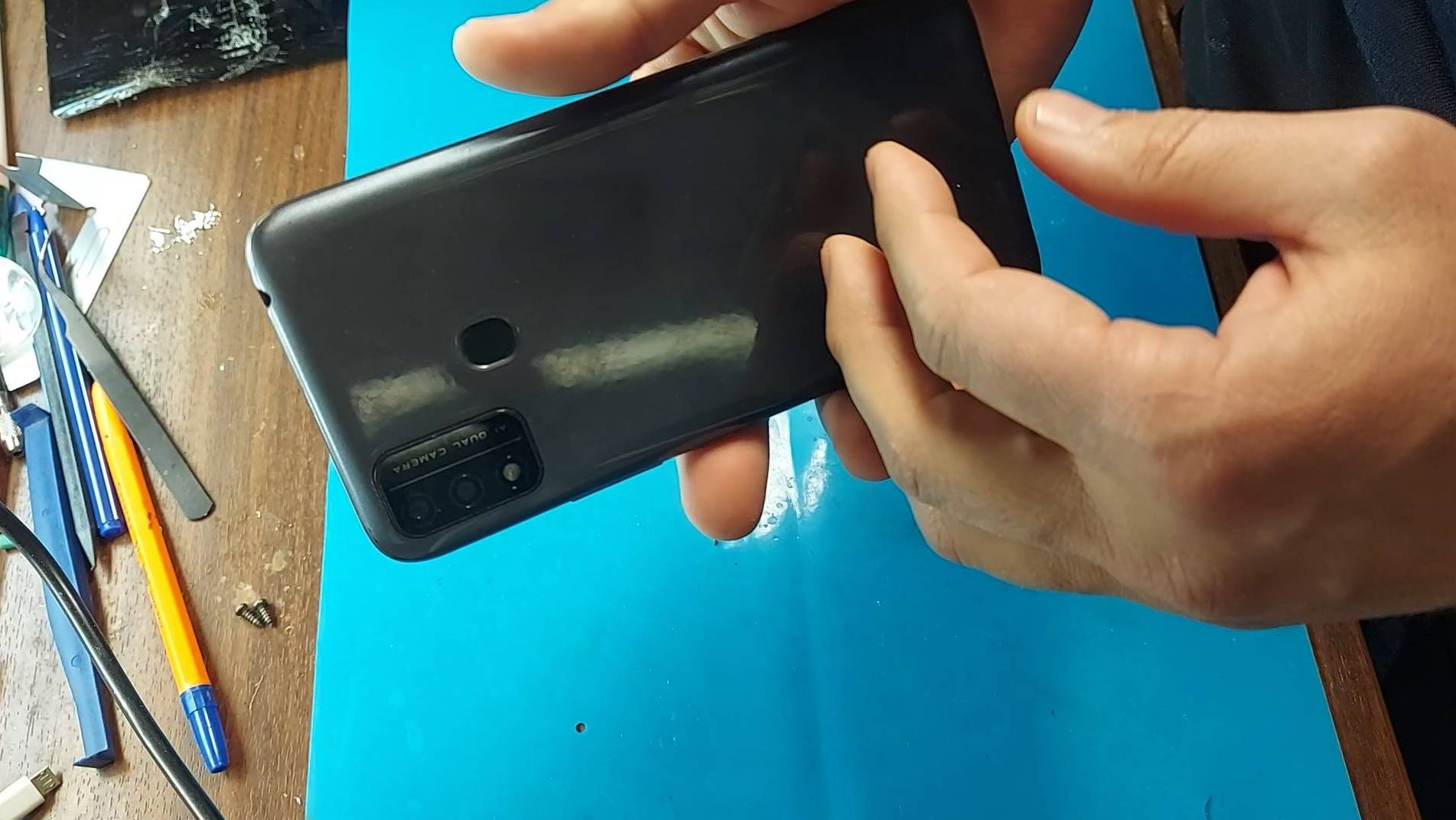 Замена дисплея и USB на телефоне Itel A48 (L6006)