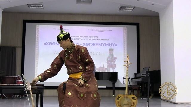Күдерек Иргит. Конкурс Хөөмейимни-хөгжүмүмнү"