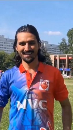 "Bilan" plays cricket /Come to the game next weekend,CSKA field.