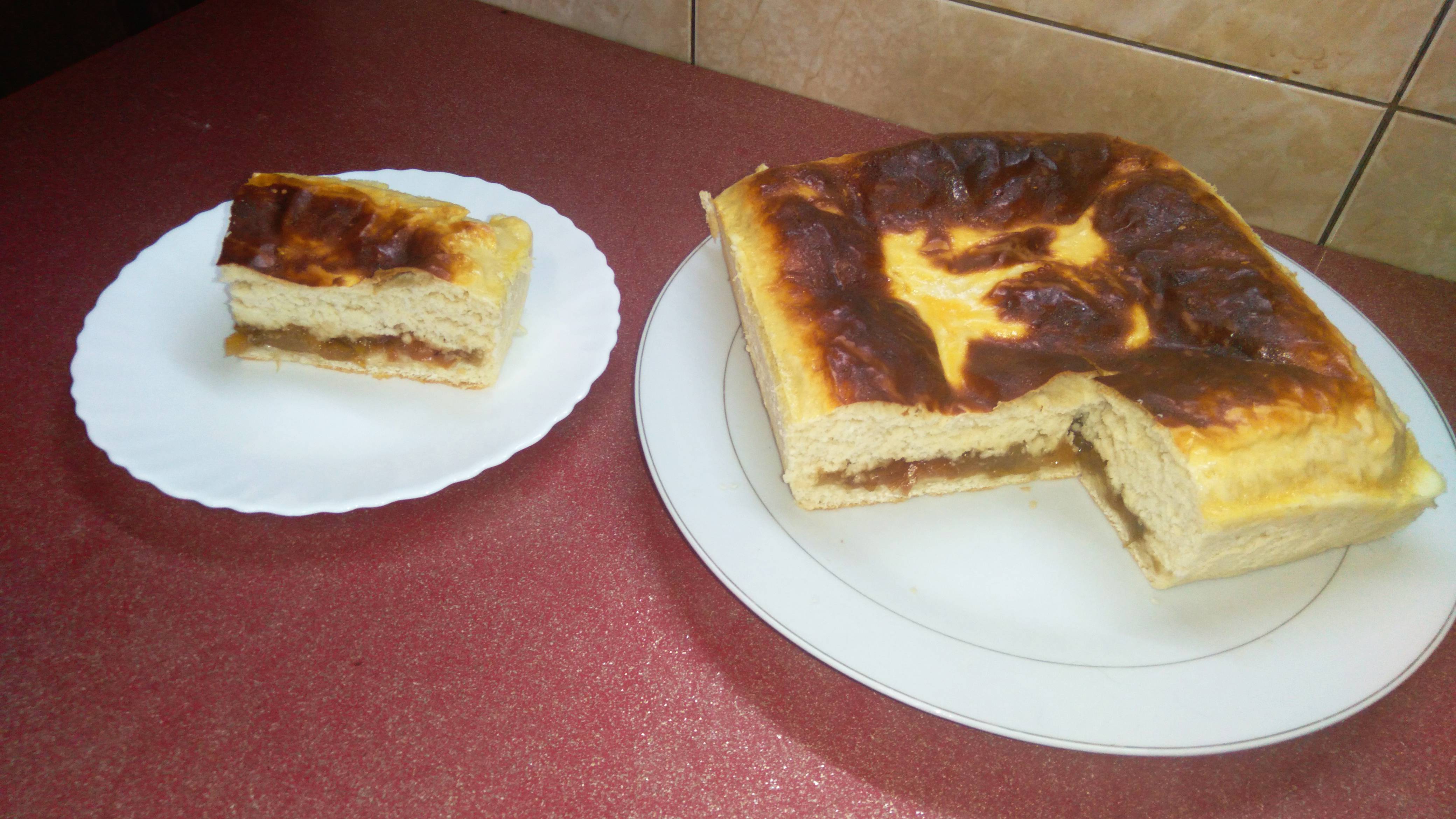 Пирог на дрожжевом тесте с вареньем - быстро, просто, вкусно