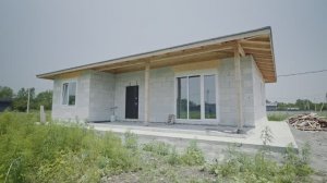 Маленький, но уютный: обзор дома из газоблока с умной планировкой