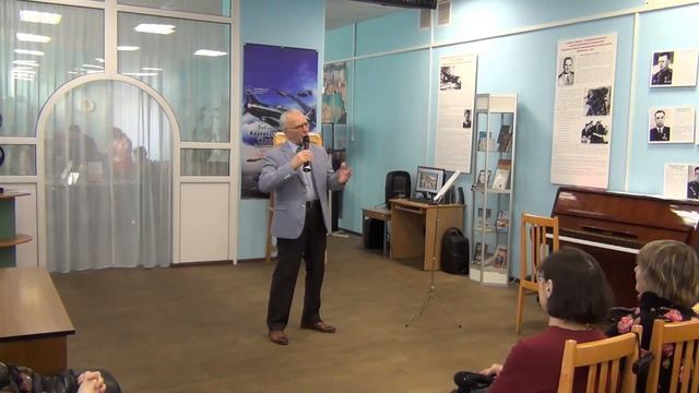 *Дарите женщинам цветы | Виктор ВОЛКОВ