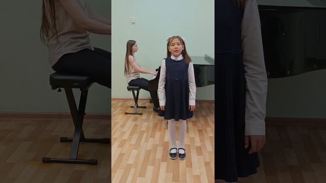 Исполняет Сушкина Хулан 2 кл МБУ ДО  ДХШ 19 Новосибирск