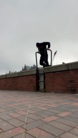 Максим 
Виклер