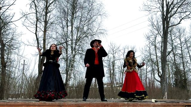 ЧЁРНЫЕ ПОДКОВЫ, ЦЫГАНСКИЕ #ПЕСНИ И #ТАНЦЫ 💃🏿. ПЕВЕЦ Е. БЕРЛИН И ТАНЦЕВАЛЬНЫЙ КОЛЛЕКТИВ "ЭКСПРОМТ"