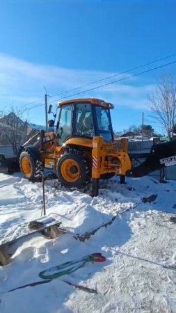 Экскаватор погрузчик BEEZONE B110BL в работе🔥