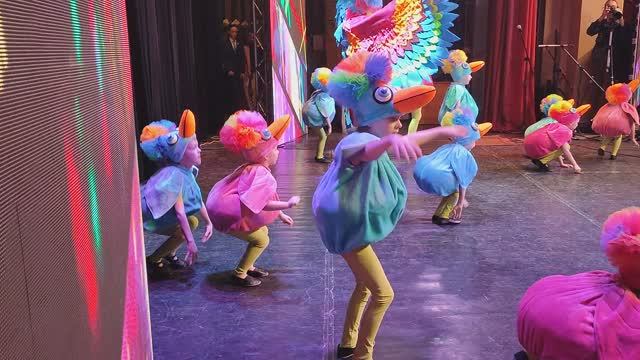 Закулисье ДК Горького, Птичий карнавал. Отчетный концерт ДДК им. Пичугина