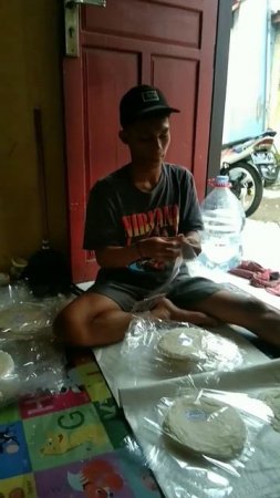 proses pembungkusan lumpia,#youtube #shortsvideo