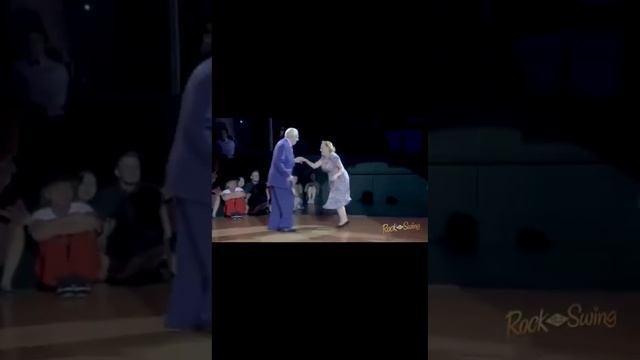 Танцы на все годА !Счастливые  Живчики😍👌👍
