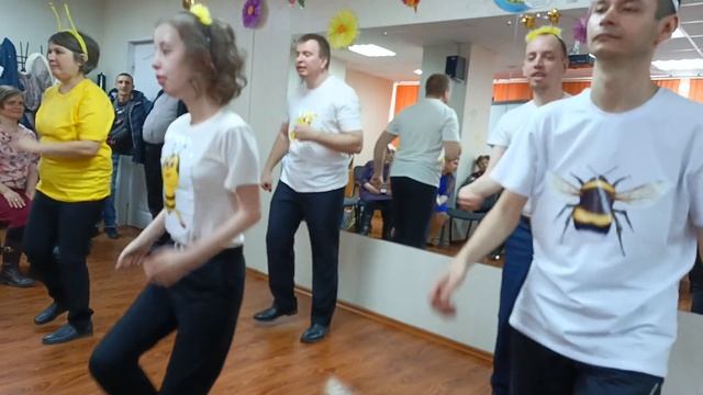 Танец «Пчелоовод»