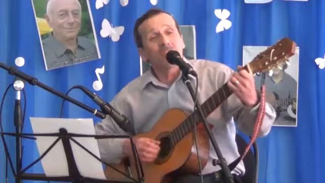 08 Засыпан снегом наш уютный городок - Виктор Копысов