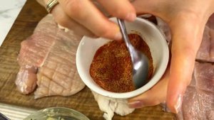 Hähnchenröllchen mit unglaublicher Füllung! Eine Kombination, die Sie noch nie zuvor probiert haben