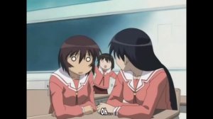 Sakaki no recuerda a Kagura (Azumanga Daioh: The Animation)